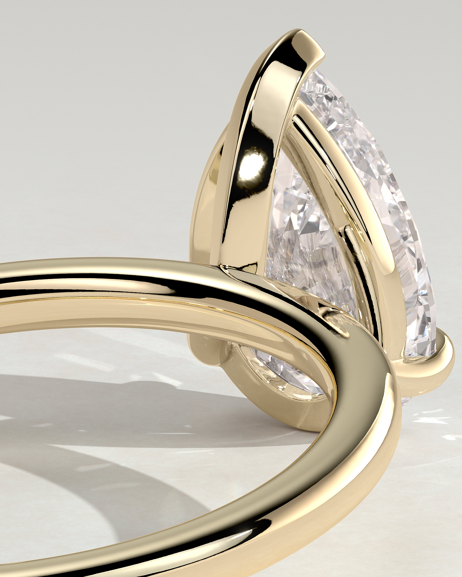 Amy – 3 Claw Pear Solitaire | Cullen US